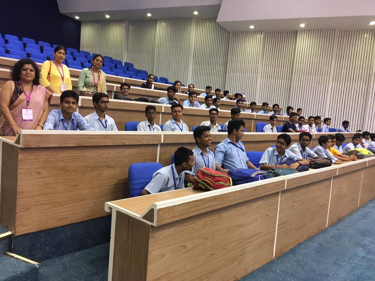 VISIT TO VIGYAN BHAWAN | Senior School